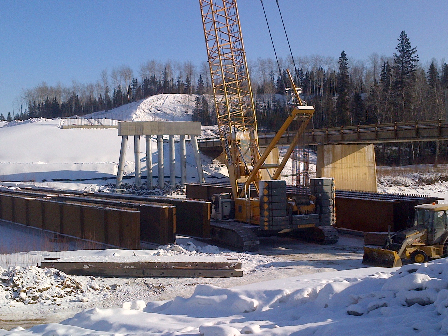 Design of an Ice Platform for Construction of a New Bridge Over the ...